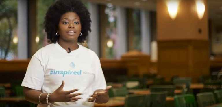 About Eva Wilson - Socamom